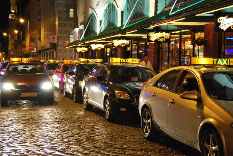 Is Dublin Safe? Local Safety Tips + Areas To Avoid - An Irish Rover