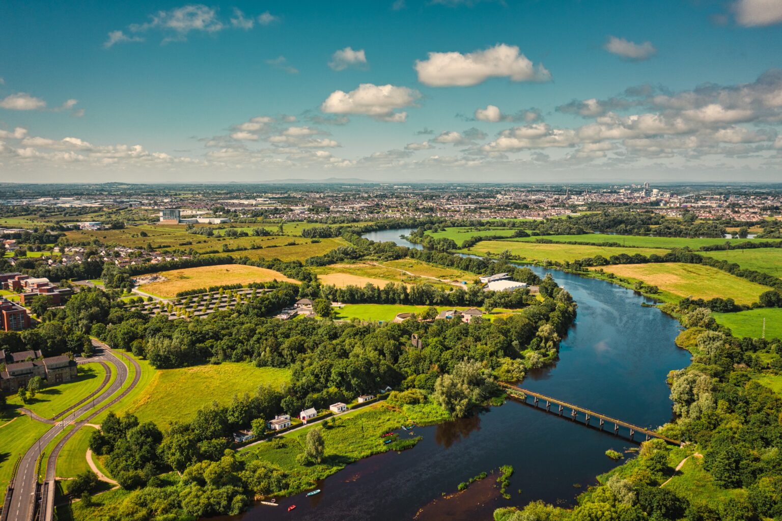 19 Living In Ireland Pros And Cons: Personal Experience! - An Irish Rover