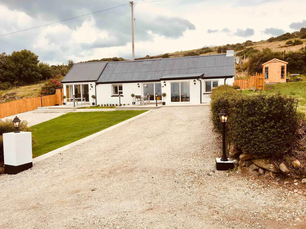 27 Donegal Cottages By The Sea: [Scenic & Family Friendly] - An Irish Rover