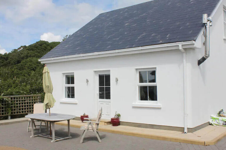 27 Donegal Cottages By The Sea: [Scenic & Family Friendly] - An Irish Rover